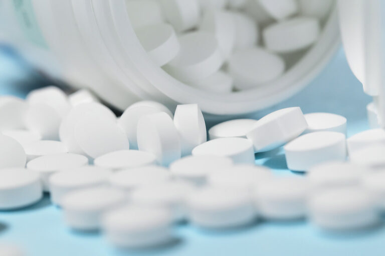 Sucrabest für Hunde: Anwendung, Dosierung & Nebenwirkungen